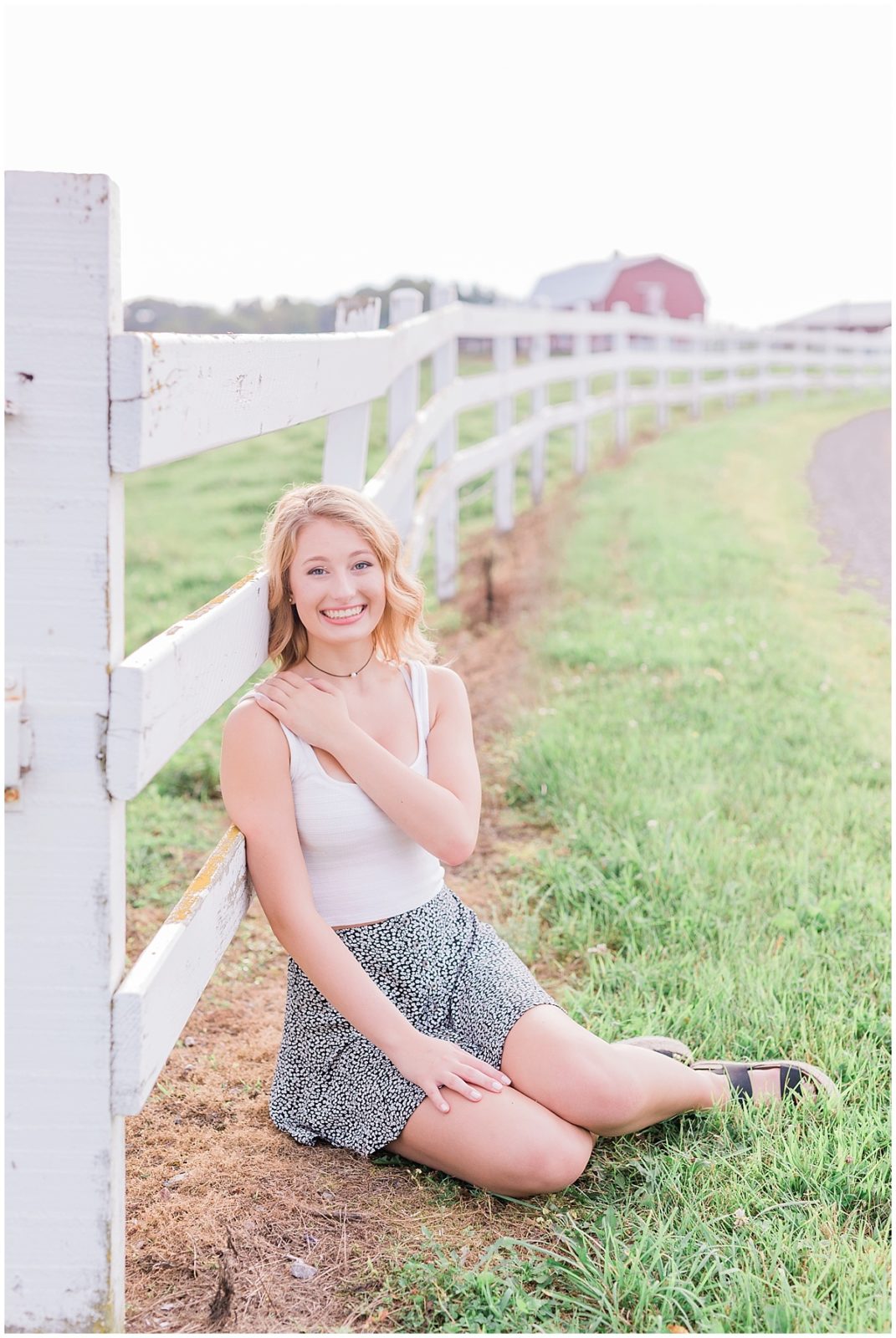 Hallie | A Gorgeous Field Senior Session in Neillsville, WI | Cadott ...