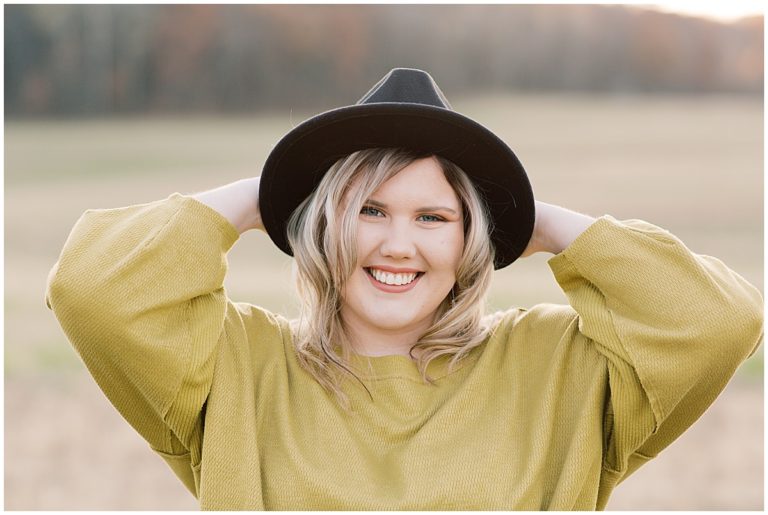 Vivian | Eleva-Strum High Senior Photography - Kelly Grace Photography